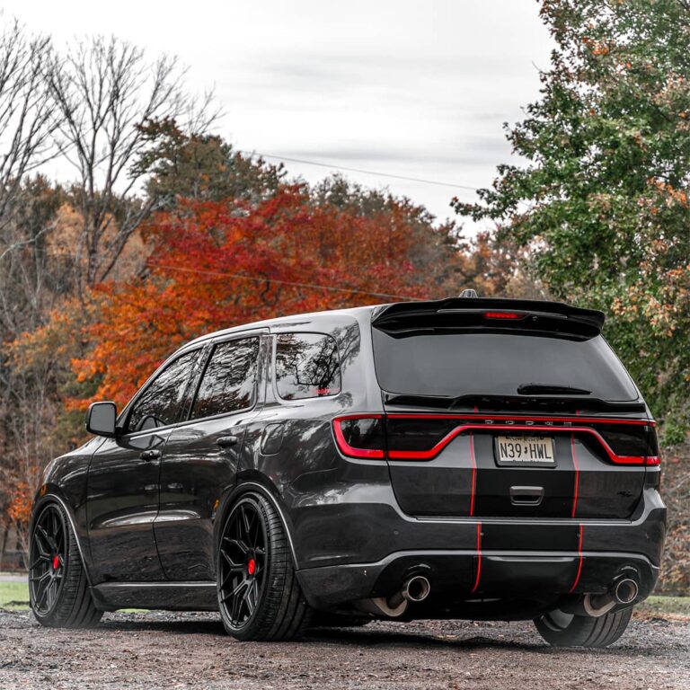 Modified Dodge Durango R/T on Air Suspension - Specs&Mods