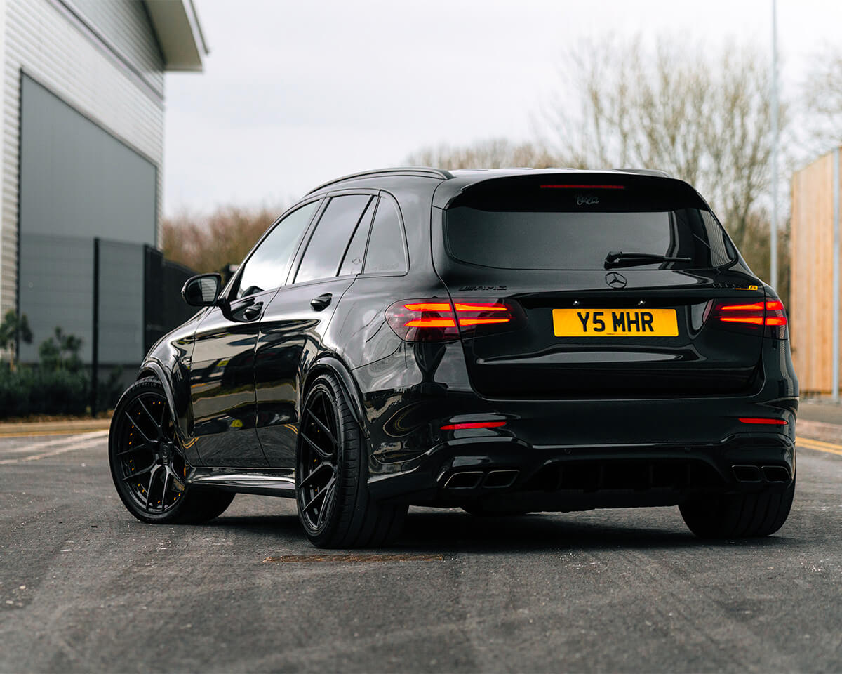 Modified Mercedes GLC63 AMG With Lowered Suspension - Specs&Mods