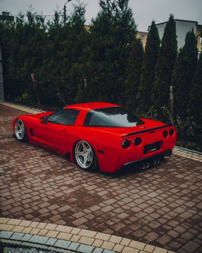 Kyzyl Salem's Chevy Corvette C5 Stance Build - Specs&Mods