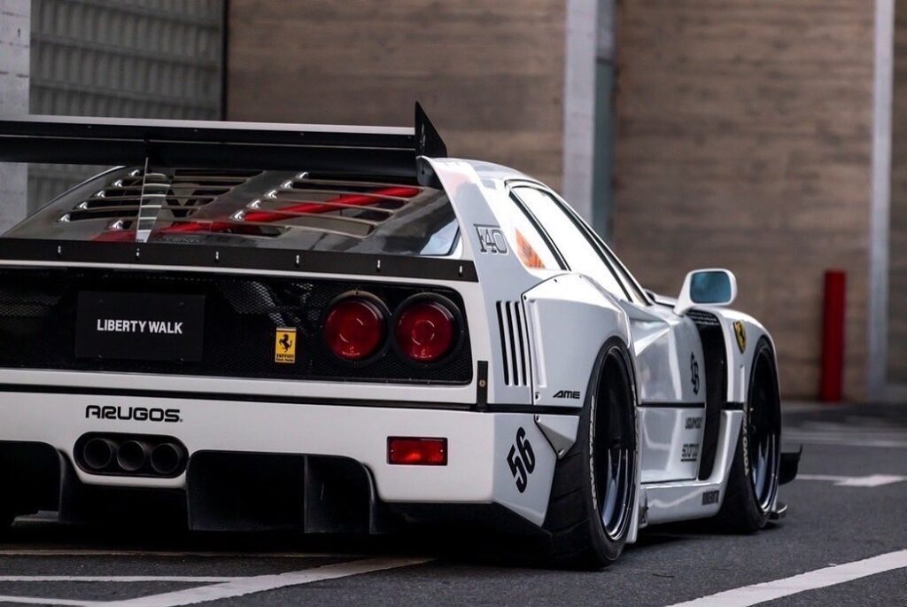 Liberty Walk Wide Body Ferrari F40 by Kato San - Specs&Mods
