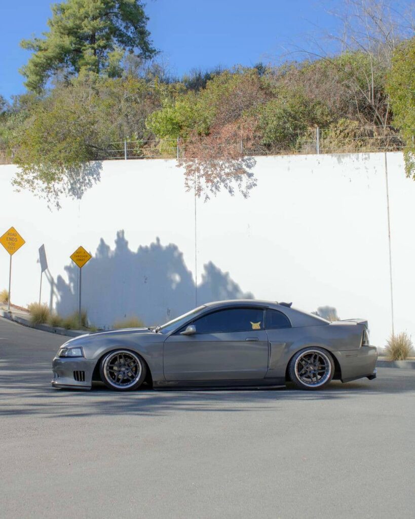 Bagged New Edge Ford Mustang on Airlift 3P Air Suspension