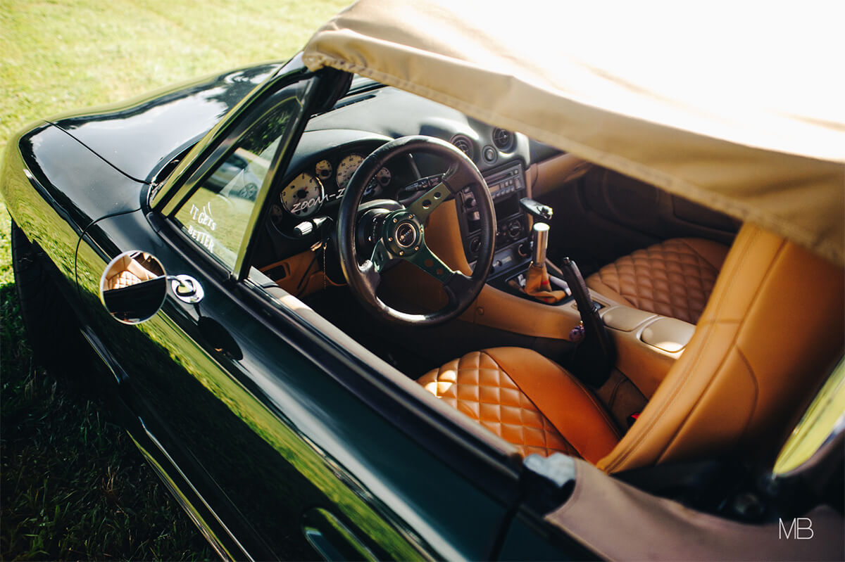 Tastefully Modified Mazda MX5 Miata NB With Retro Styling