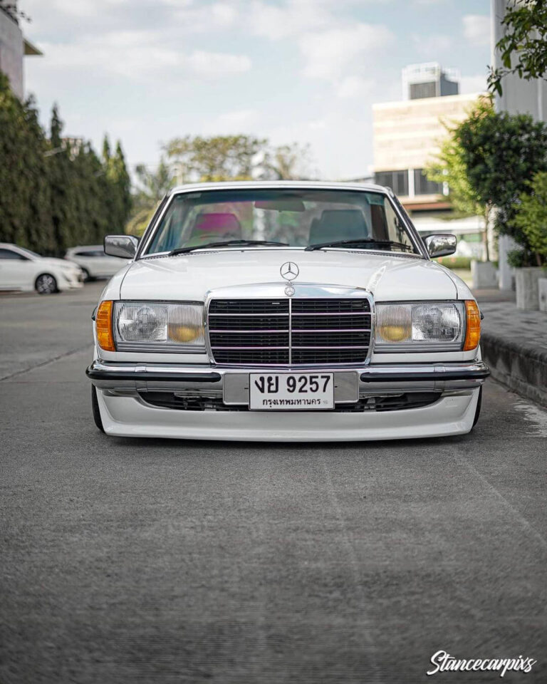 Bagged Mercedes W123 Coupe With AMG Body Kit - Specs&Mods