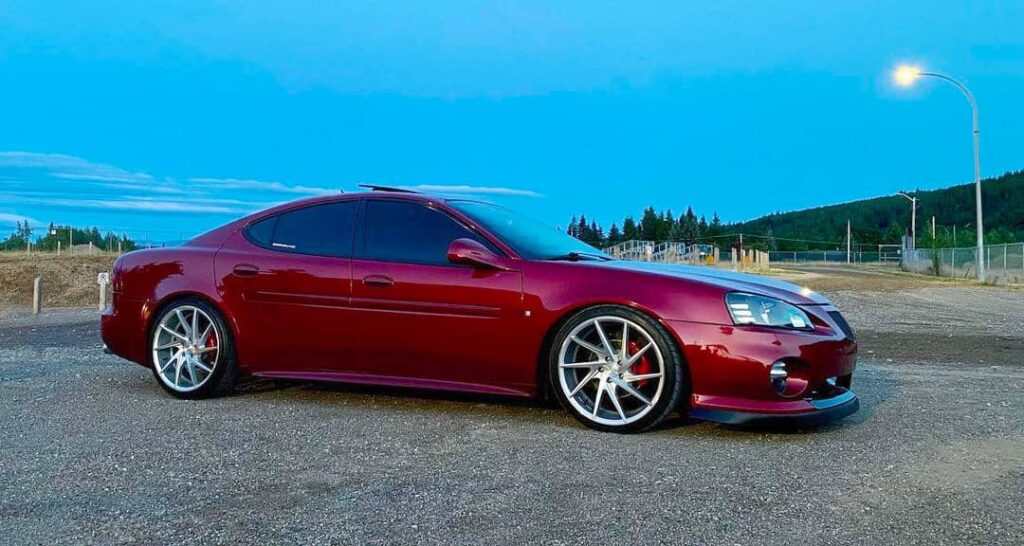 Modded & Supercharged Pontiac Gran Prix GTP with a Low Stance
