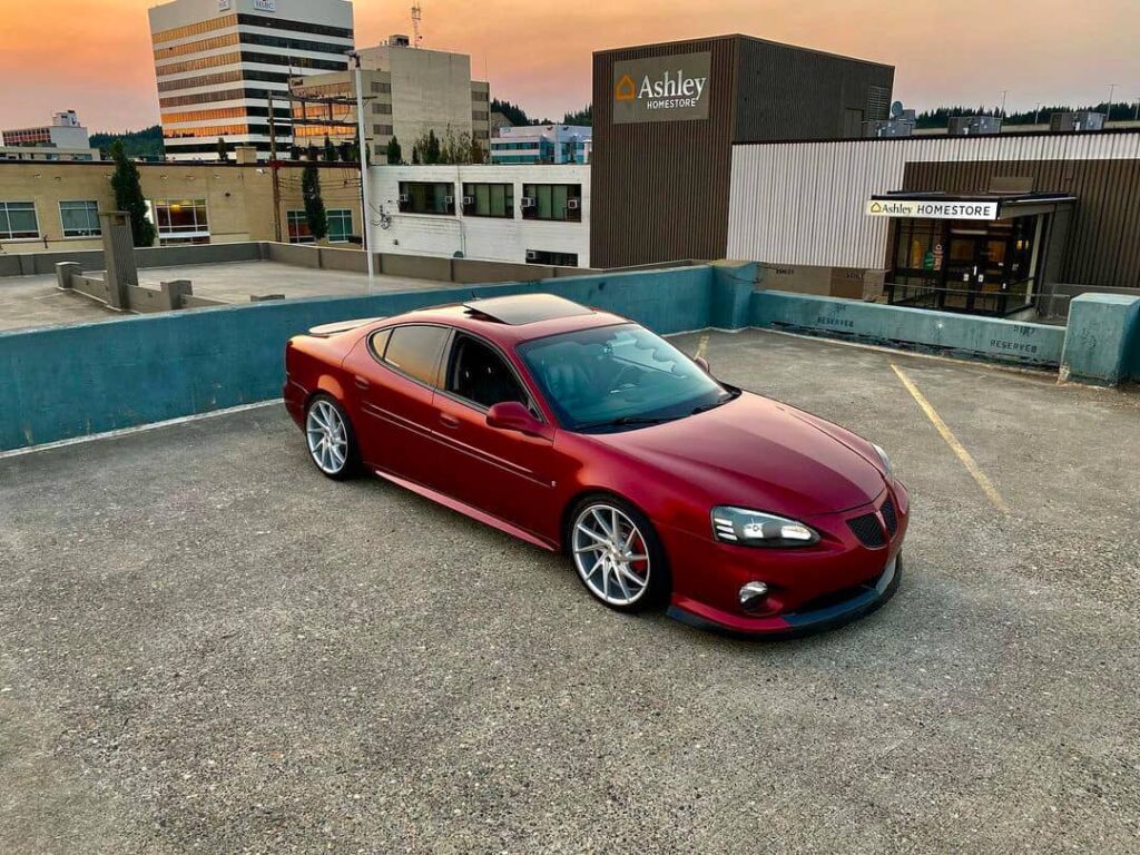 Modded & Supercharged Pontiac Gran Prix GTP with a Low Stance