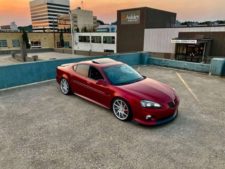 Modded & Supercharged Pontiac Gran Prix GTP with a Low Stance