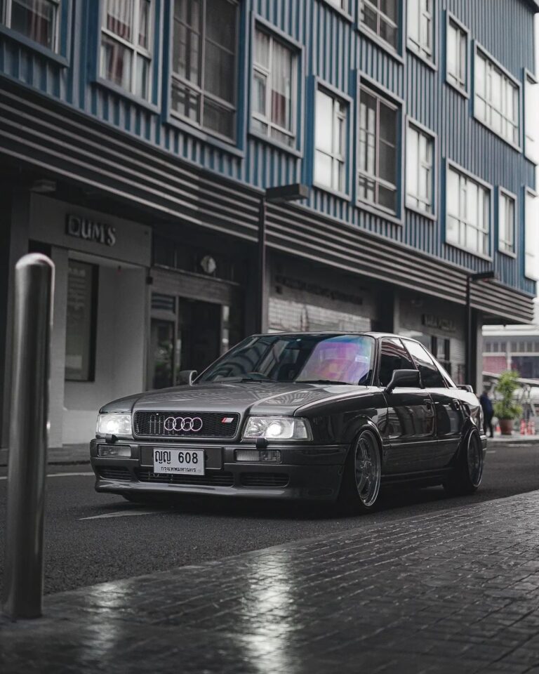 Modified 1994 Audi 80 B4 Zender on BBS Rims & Air Suspension