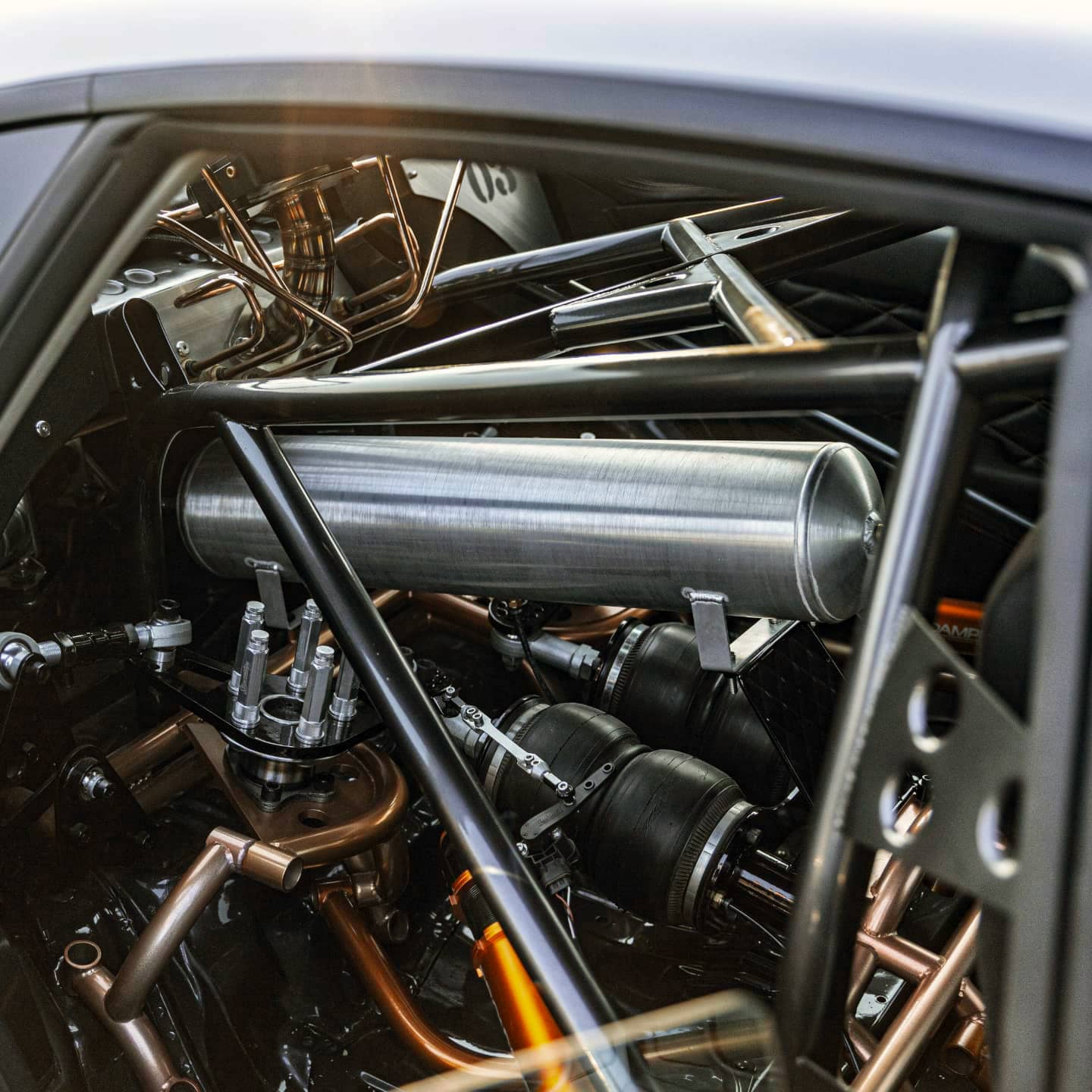 Slammed Subaru Legacy B4/BE With a Huge Camber & Air Suspension