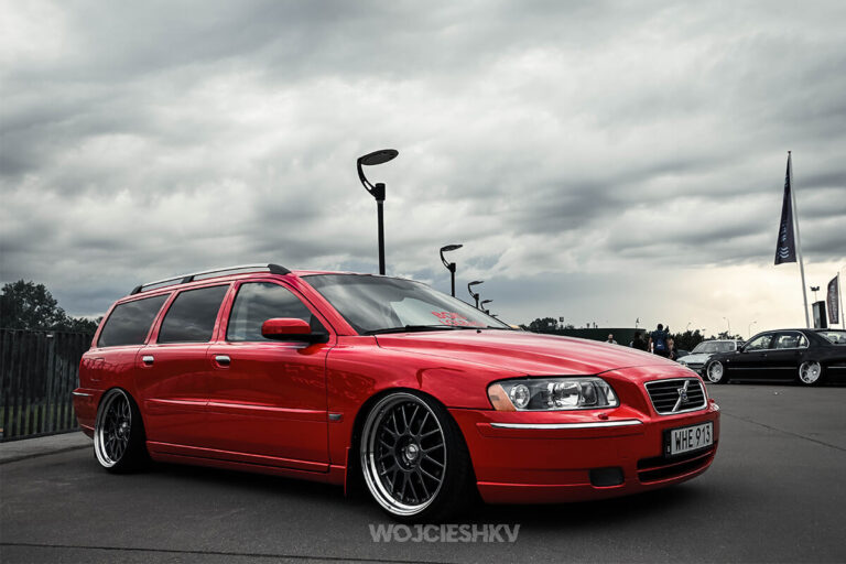 Modified Volvo V70 Wagon With a Low Stance