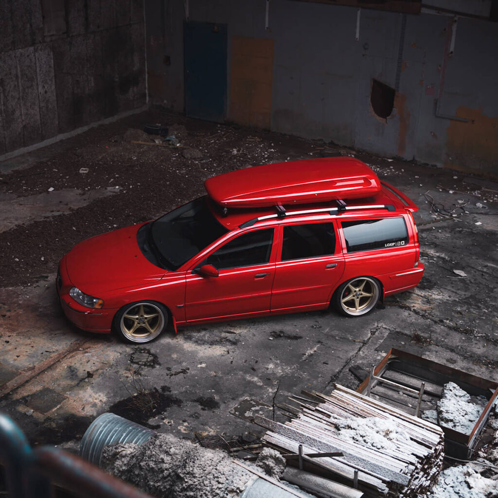 Modified Volvo V70 Wagon With a Low Stance